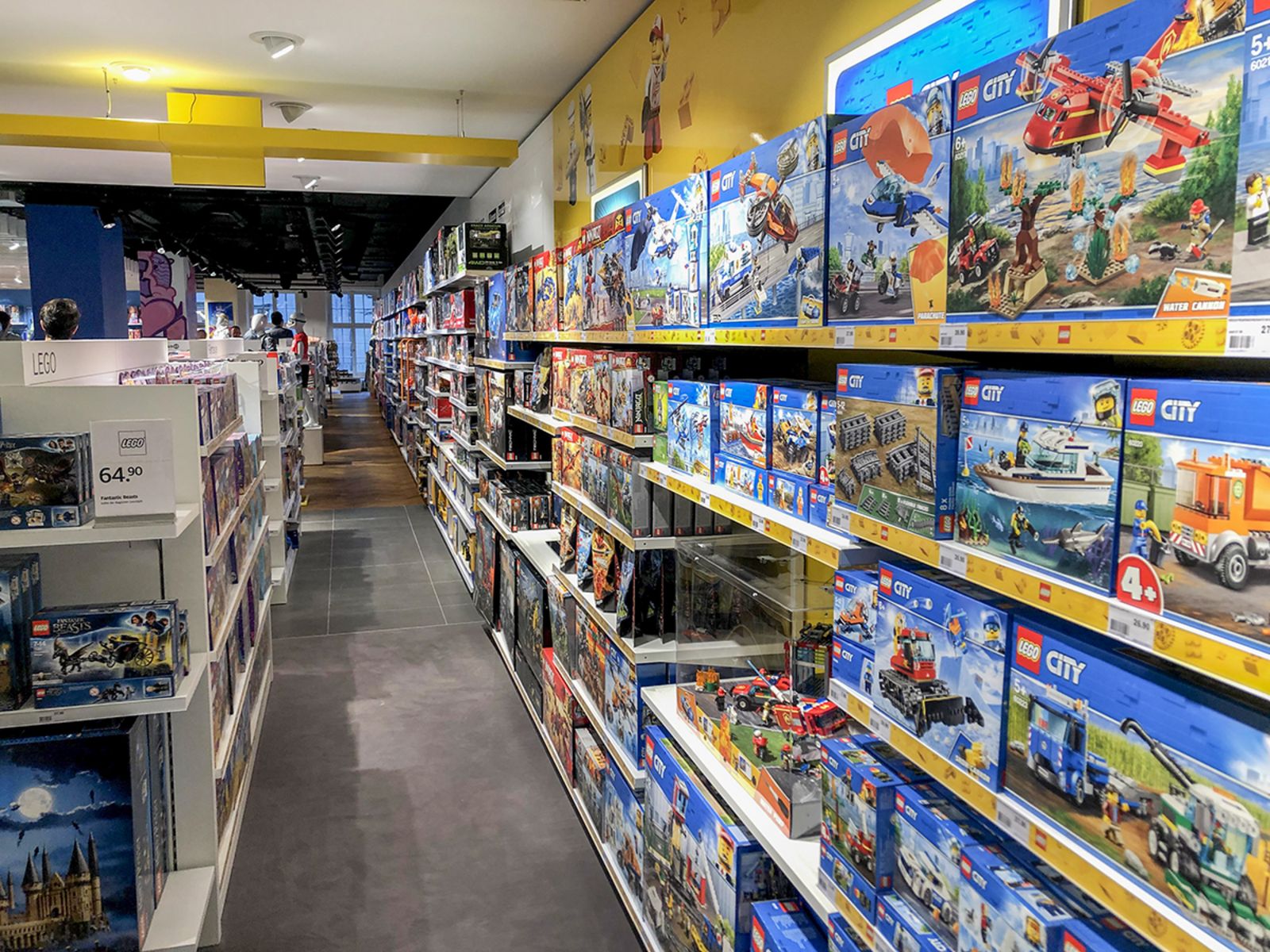 Manor-Filiale in der Zunftliegenschaft eröffnet | Zunftgesellschaft zu ...